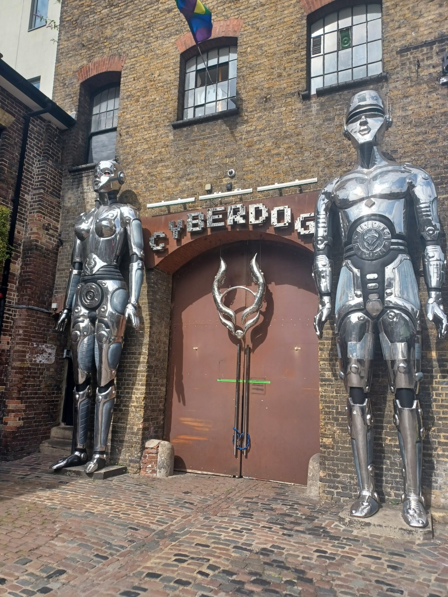 London for goths - londunnit.com